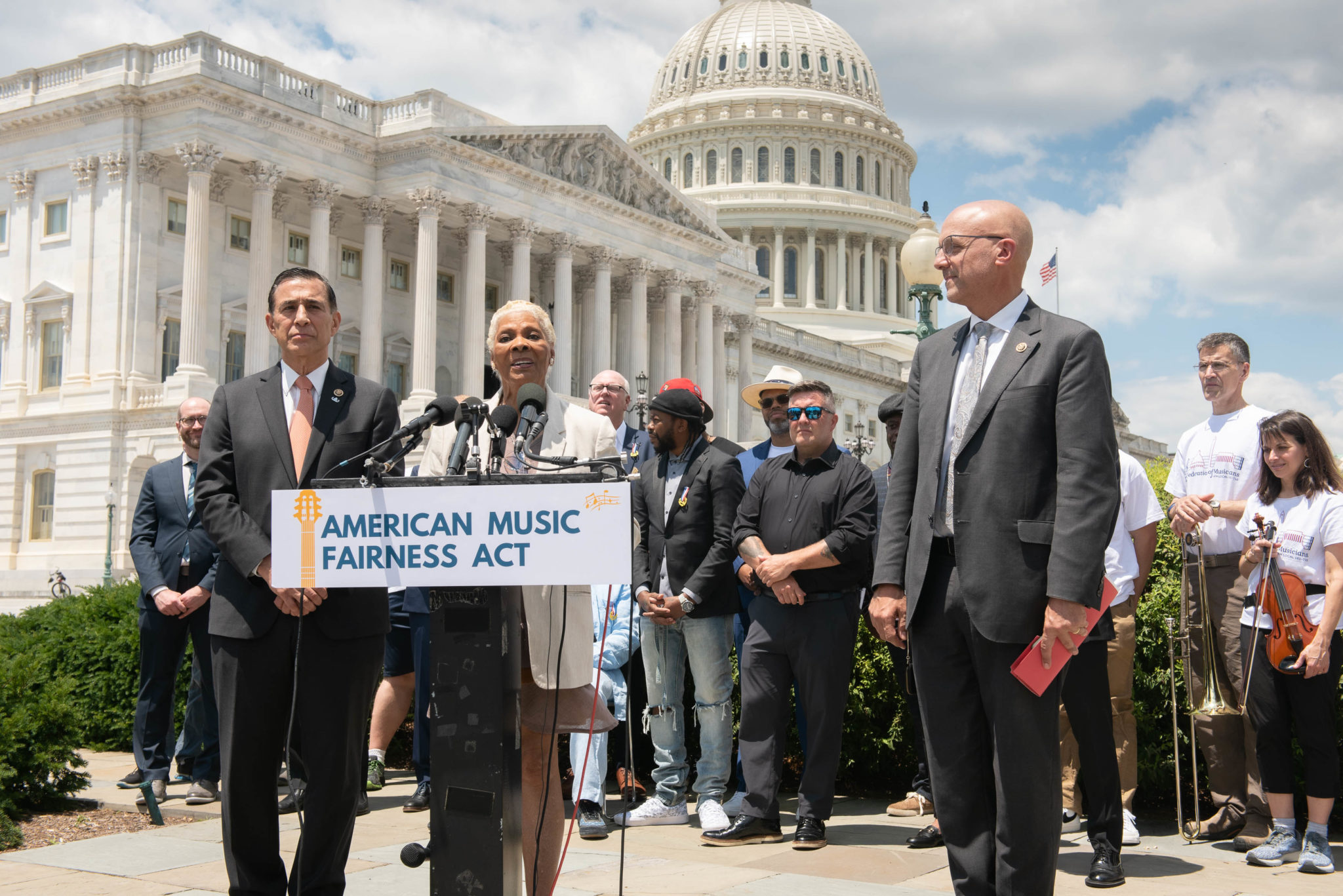 AM/FM Radio Royalty Loophole - SoundExchangeSoundExchange