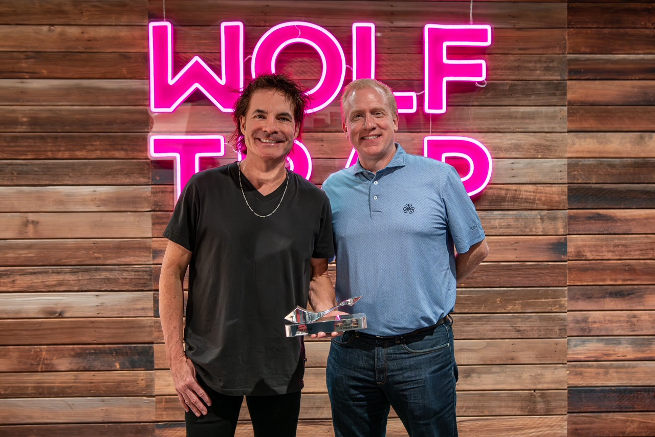 TRAIN RECEIVES SOUNDEXCHANGE HALL OF FAME AWARD ...